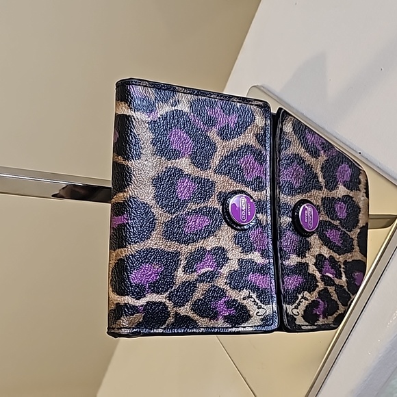 Coach | Bags | Coach Purple Ocelot Print Small Card Id Wallet Euc ...